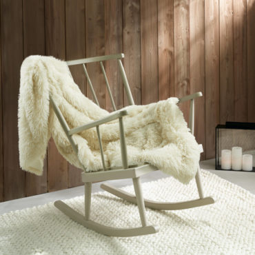 10 Plaids Cocooning Sous Lesquels Passer L'automne - Le So Girly Blog